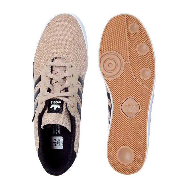 Tênis Adidas Triad Hemp